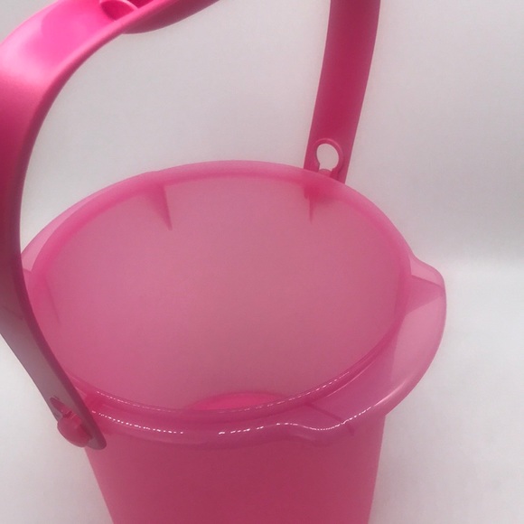 Tupperware | Kitchen | Tupperware Easy Go Bucket Canister 5 Liter ...